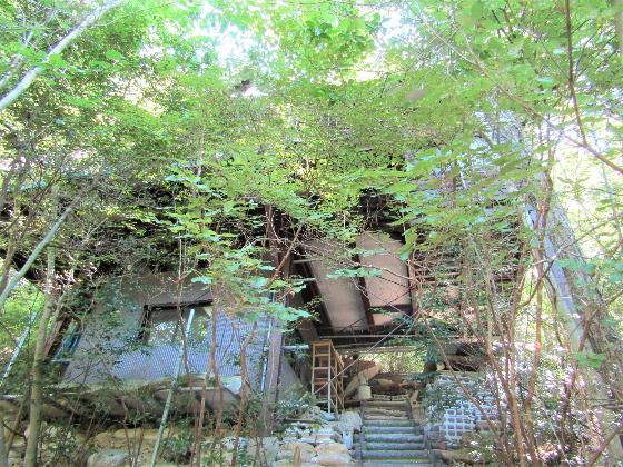 空き家バンク【売買】30万円 兵庫県赤穂郡上郡町高山 播磨自然高原内 ベランダ・ロフト付き1LDK2階建別荘 水洗トイレ | Sumai リゾート